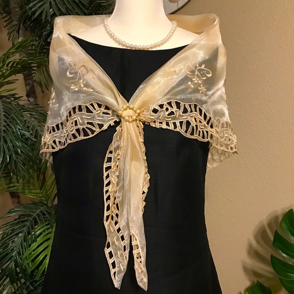 Tops | Beige Embroidered Filipiniana Alampaypanuelo Maria Clara Style ...